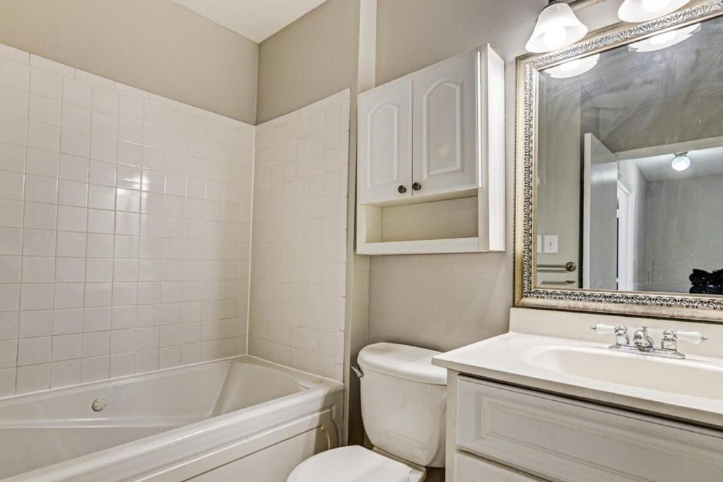 How to Update a Bathroom on a Budget | Cost, ROI, & Low-Cost Bathroom ...